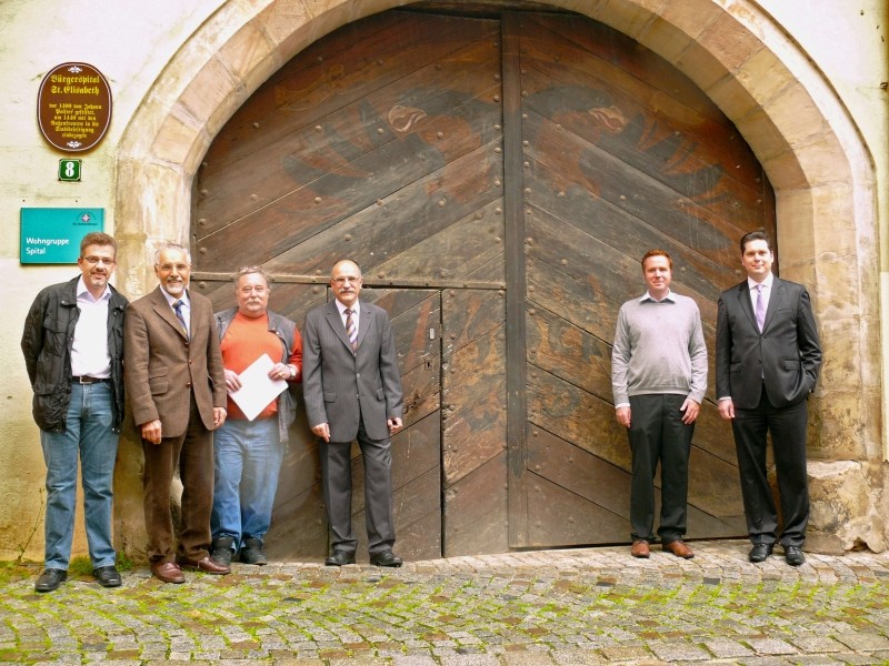 Frische Farbe für den Adler - N-LAND