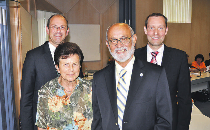 Ehrung für Summer - N-LAND