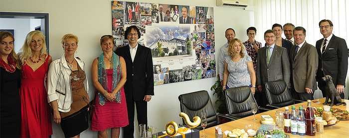 Collage dokumentiert Firmengeschichte von Noris Plastic - N-LAND