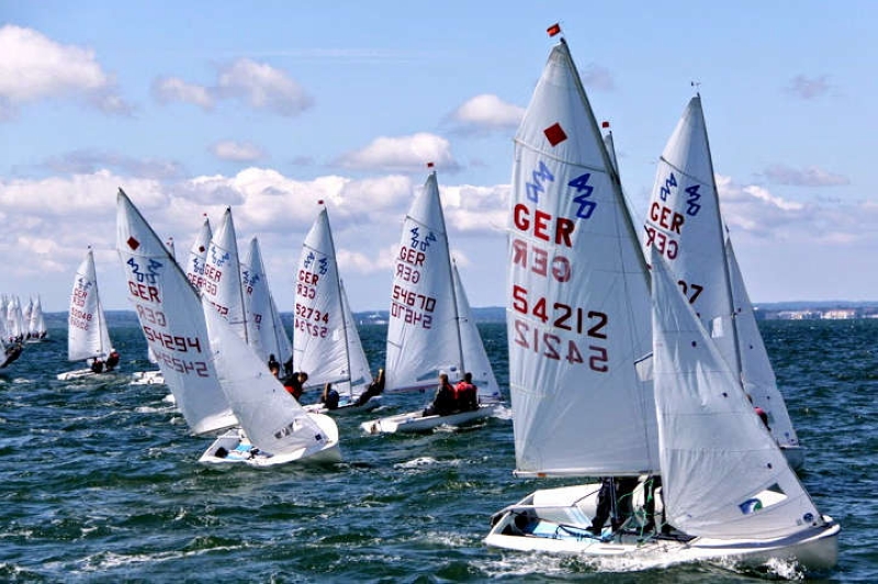 Durch raue See zur WM - N-LAND