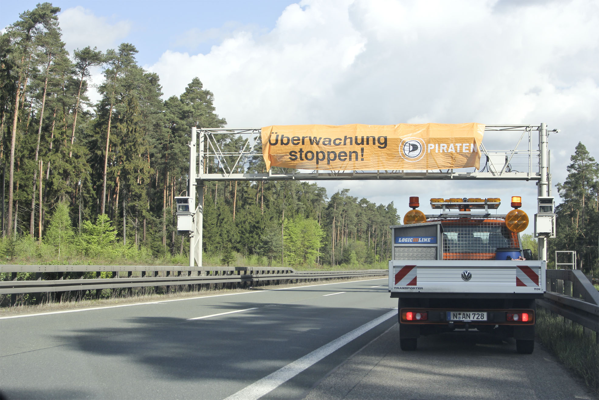 Protest an der Maut-Brücke - N-LAND