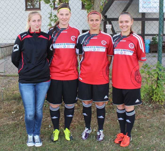 Jetzt geht‘s auch für die Fußball-Ladies wieder los - N-LAND