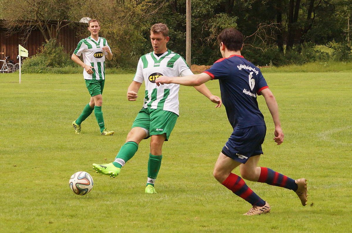 Favoriten-Duell in der Scherau - N-LAND