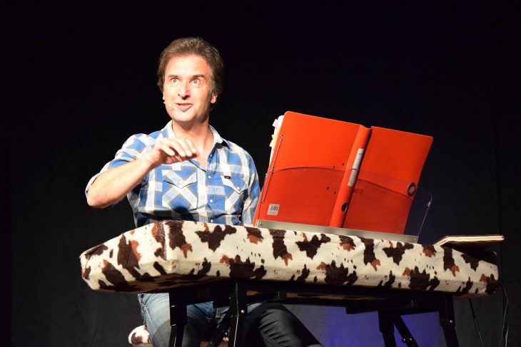 Chris Boettcher testete die Lach-Grenzen des Publikums - N-LAND