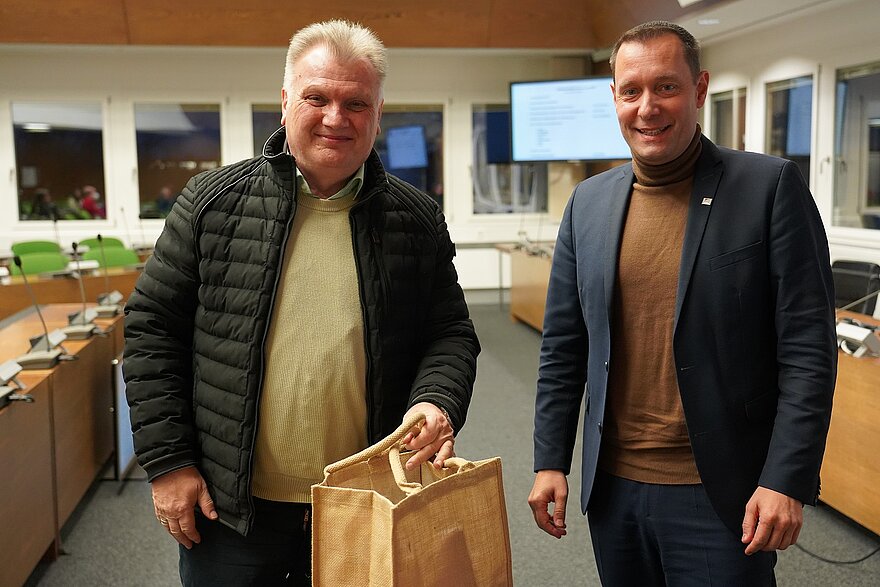 Versorgungsarzt während der Pandemie: Dr. Martin Seitz verabschiedet ...