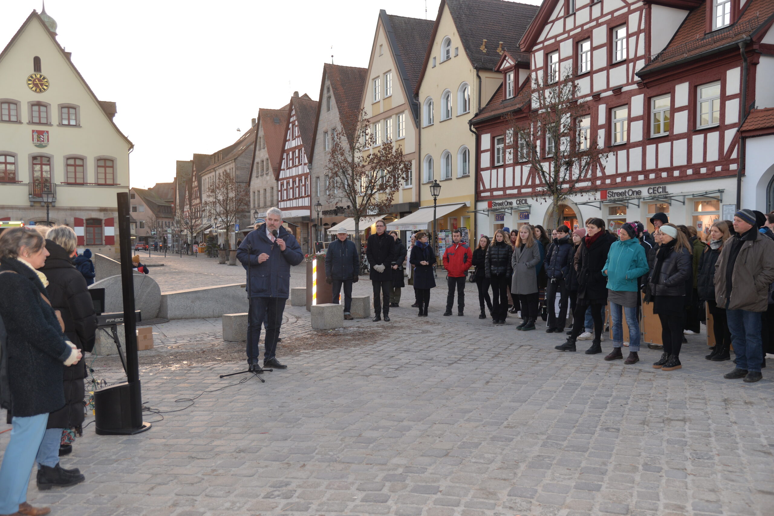In Gedenken an die Opfer des rassistischen Anschlags von Hanau - N-LAND