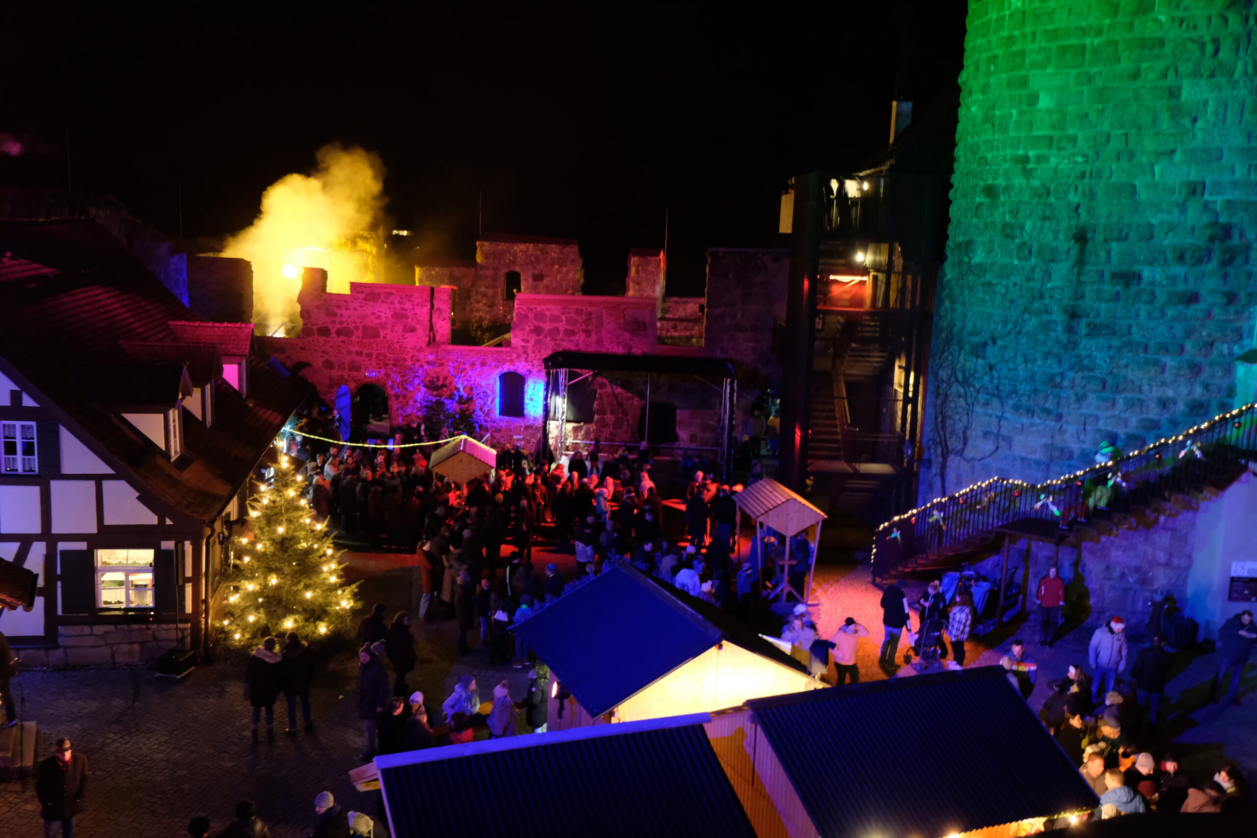 33 Jahre Weihnachten auf der Burg - N-LAND